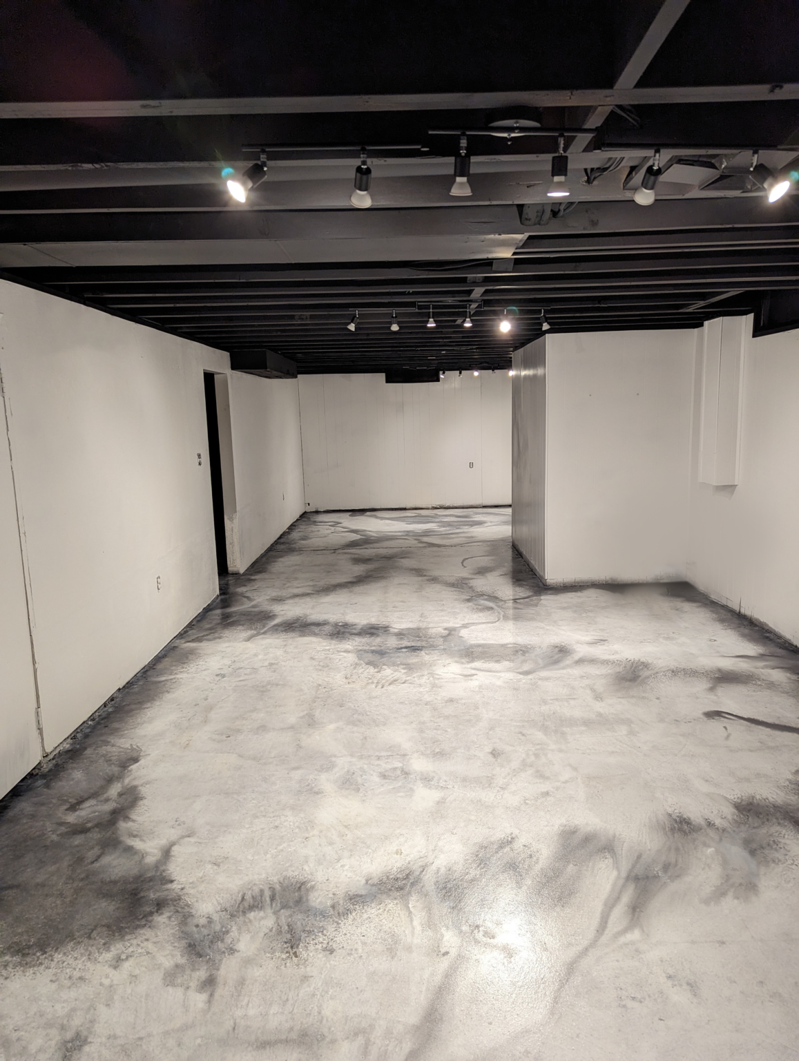 White Stained Concrete Projects