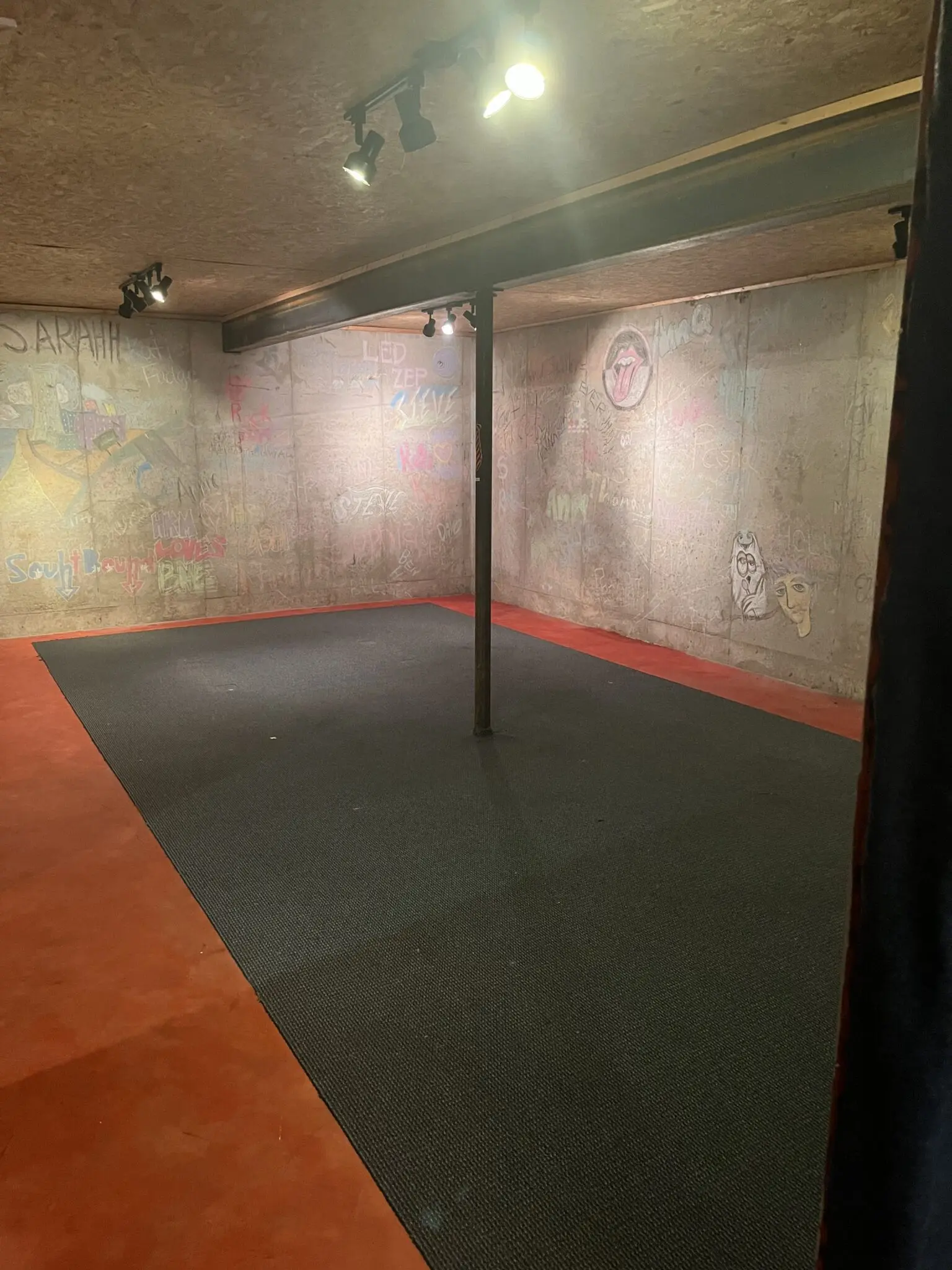 Charcoal Concrete Stain: Revamp Your Floors