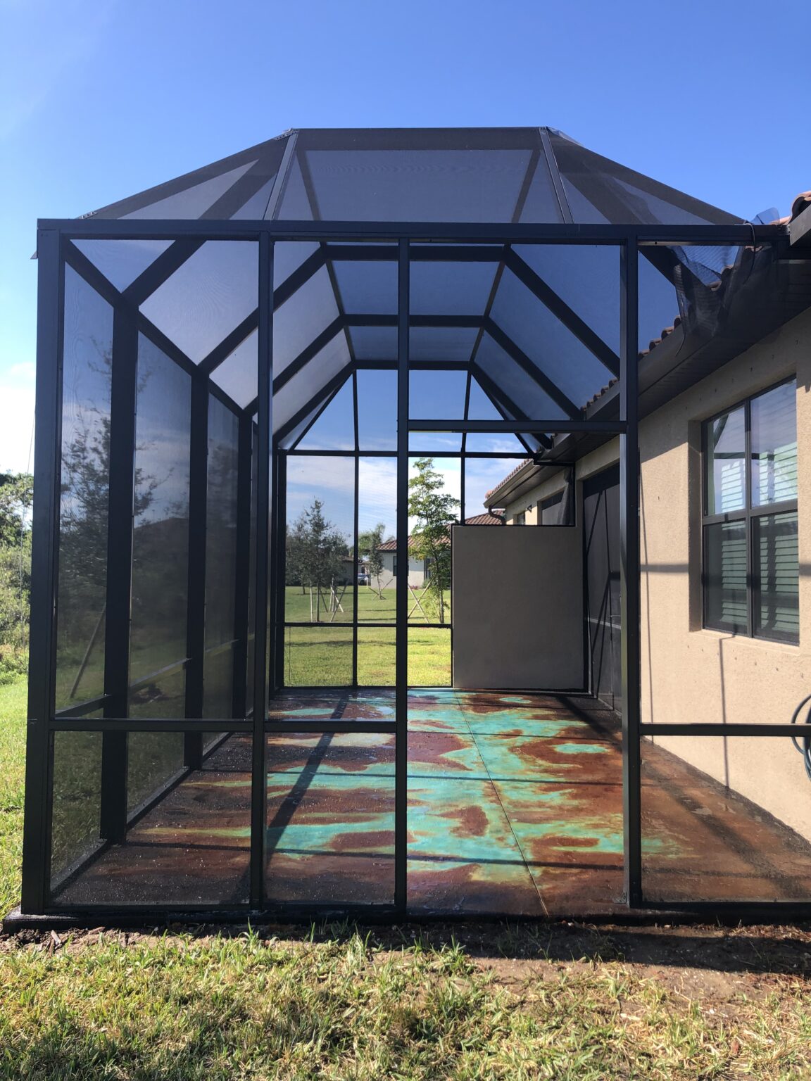 Vein Staining Technique: Concrete Veining with Acid Stain