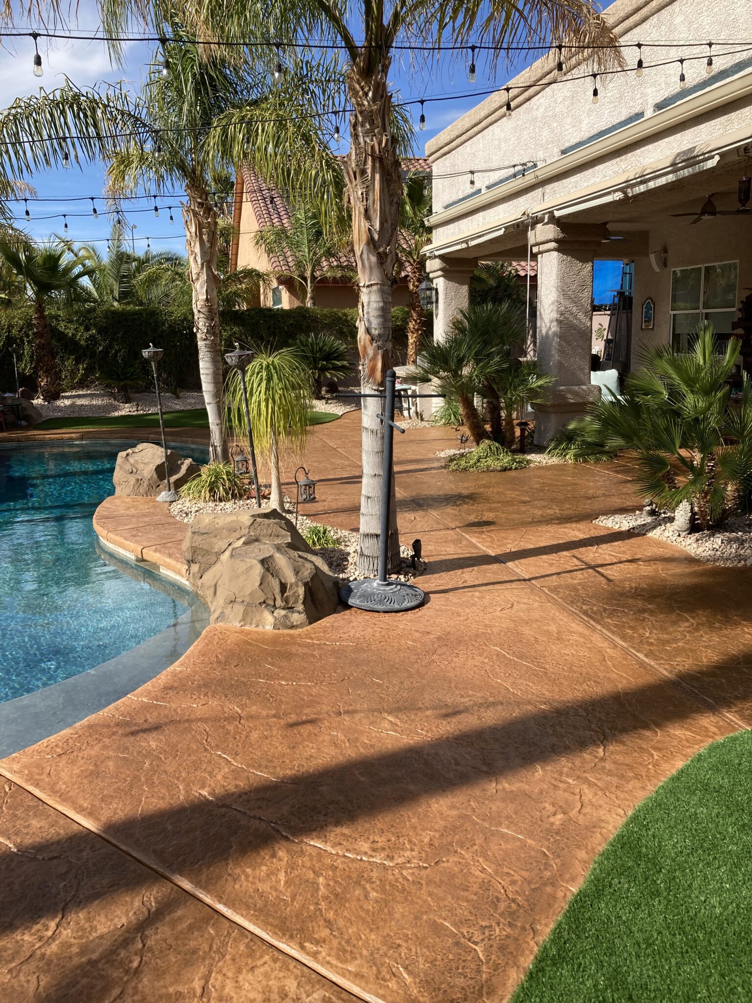 DIY Stained Concrete Pool Decks: Photos & Tips